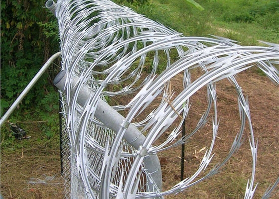 2.5 Dia 1.5cm Chain Link Razor Blade Wire Fence BTO 10 Anti Blocking